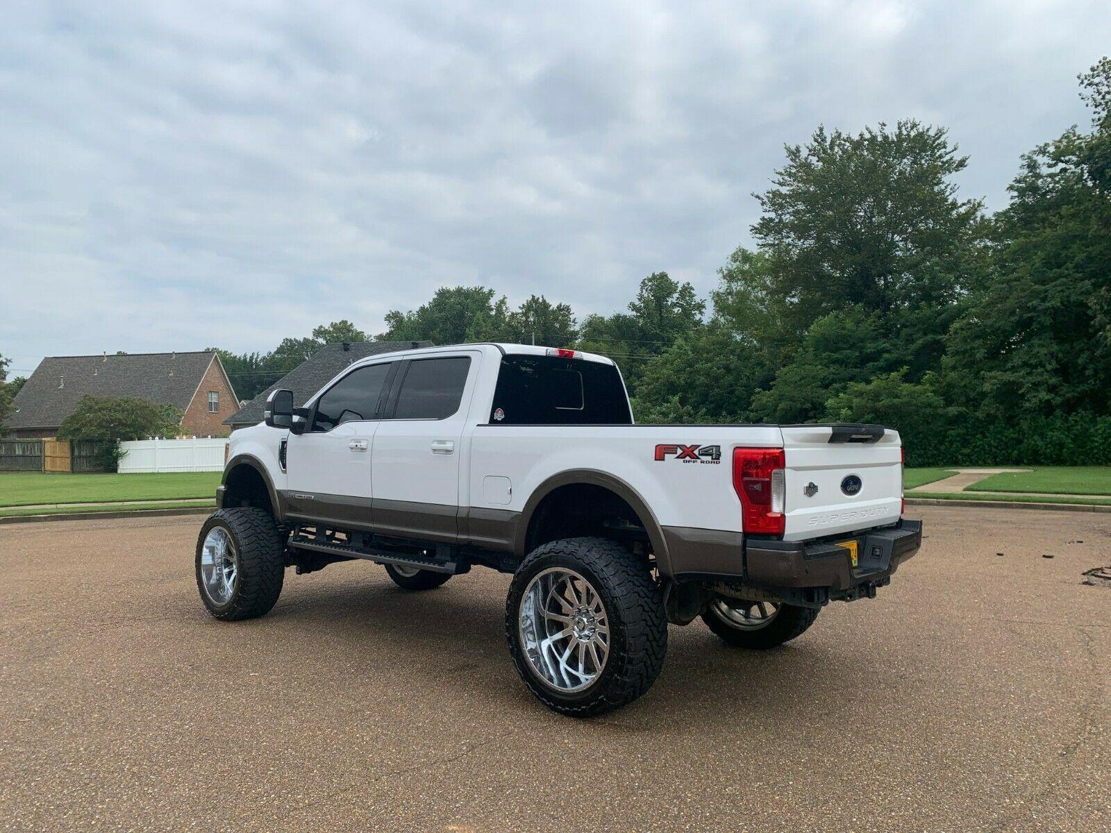 well maintained 2017 Ford F 250 KING RANCH lifted for sale