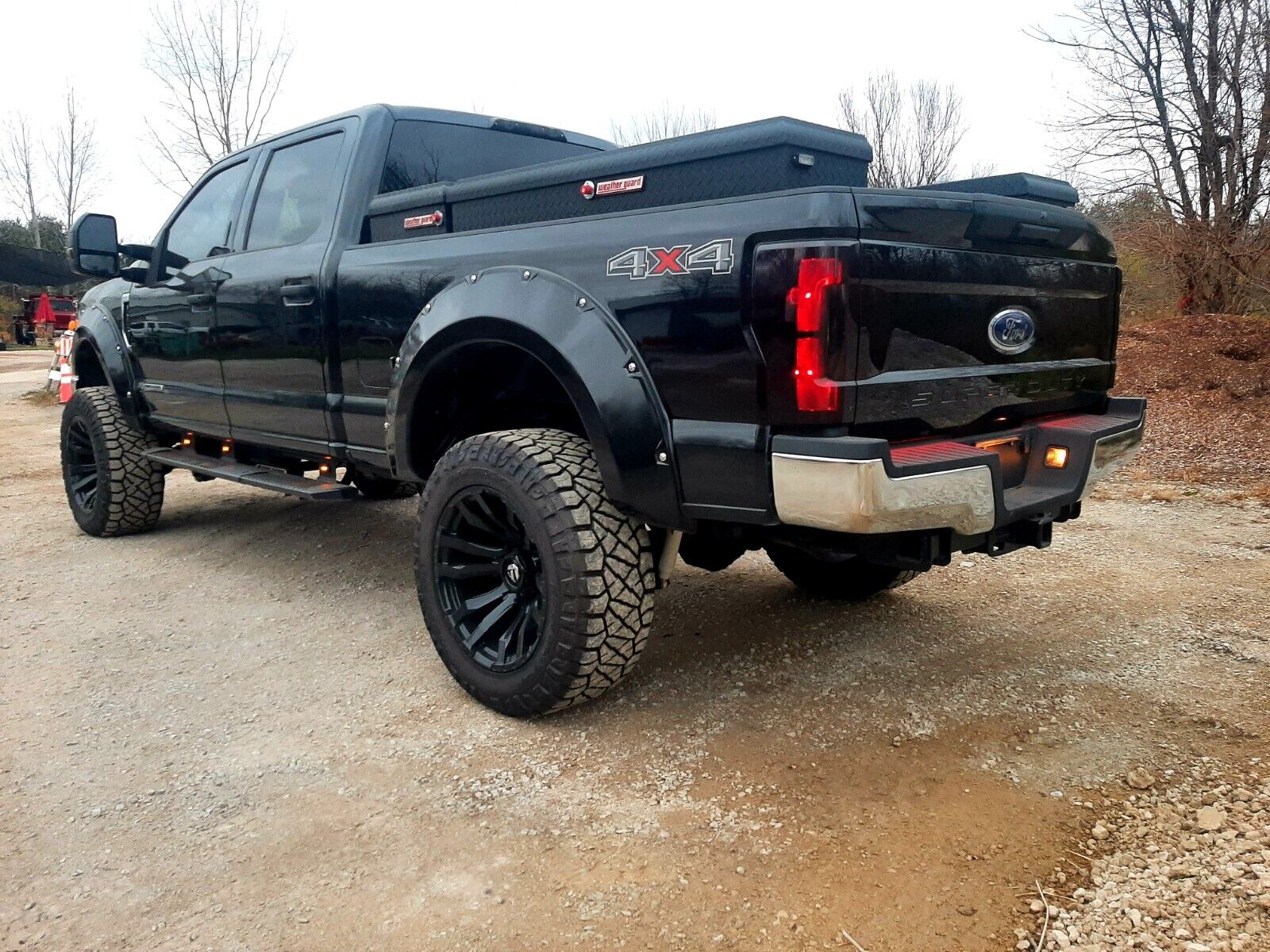 2019 Ford F-250 Super Duty lifted [unmolested with low mileage] for sale