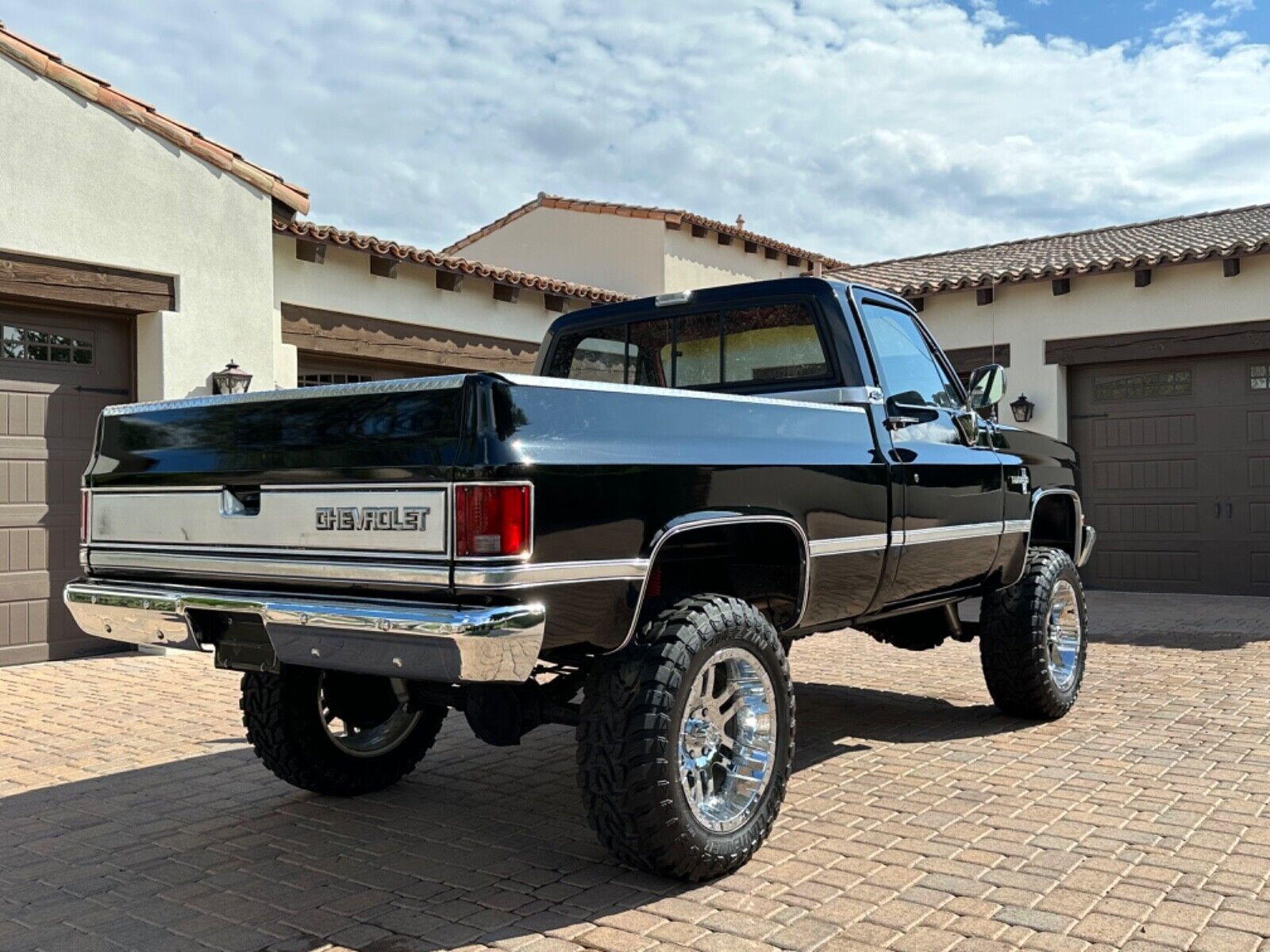 1984 1984 Chevrolet K10 Square Body Shortbed lifted [fully restored ...