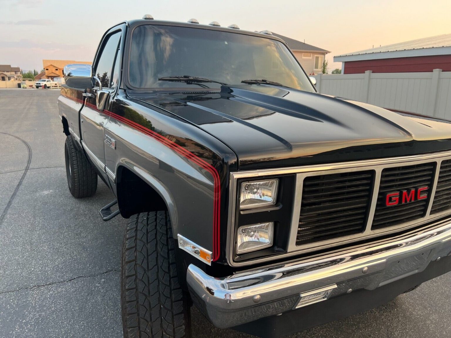 1987 GMC Sierra 2500 4×4 Square Body lifted [restored] for sale