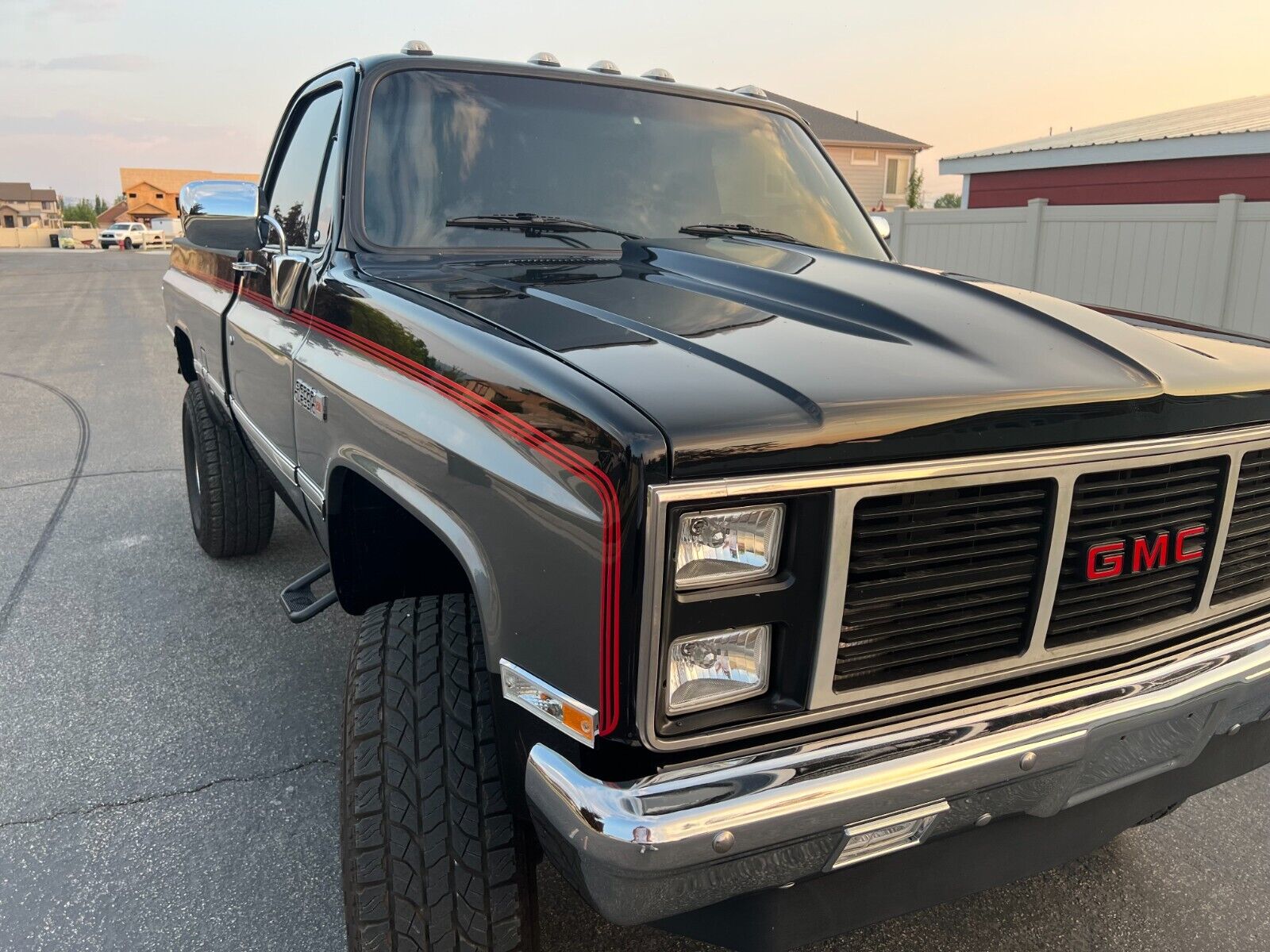 1987 GMC Sierra 2500 4×4 Square Body lifted [restored] for sale