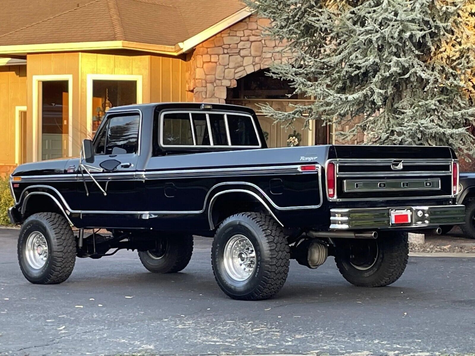 1979 Ford F-350 lifted [great shape] for sale