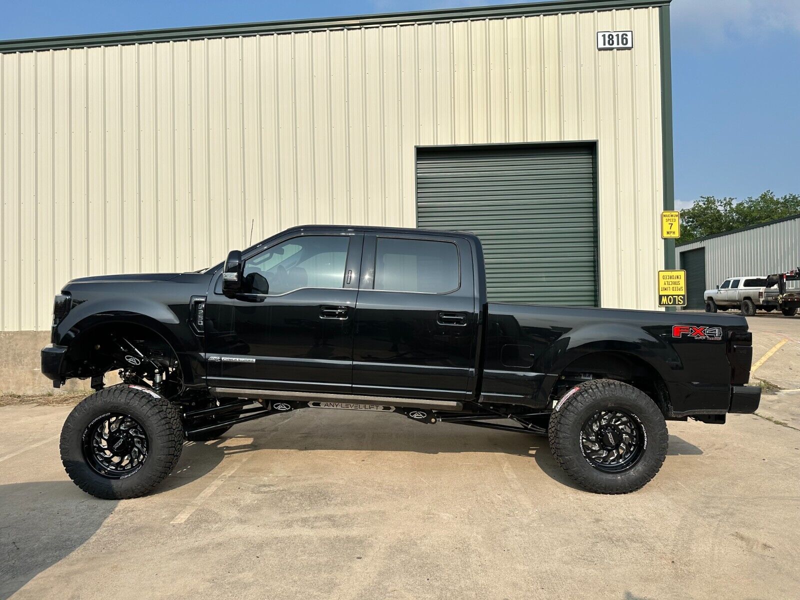 2022 Ford F-250 Limited lifted [custom bagged] for sale